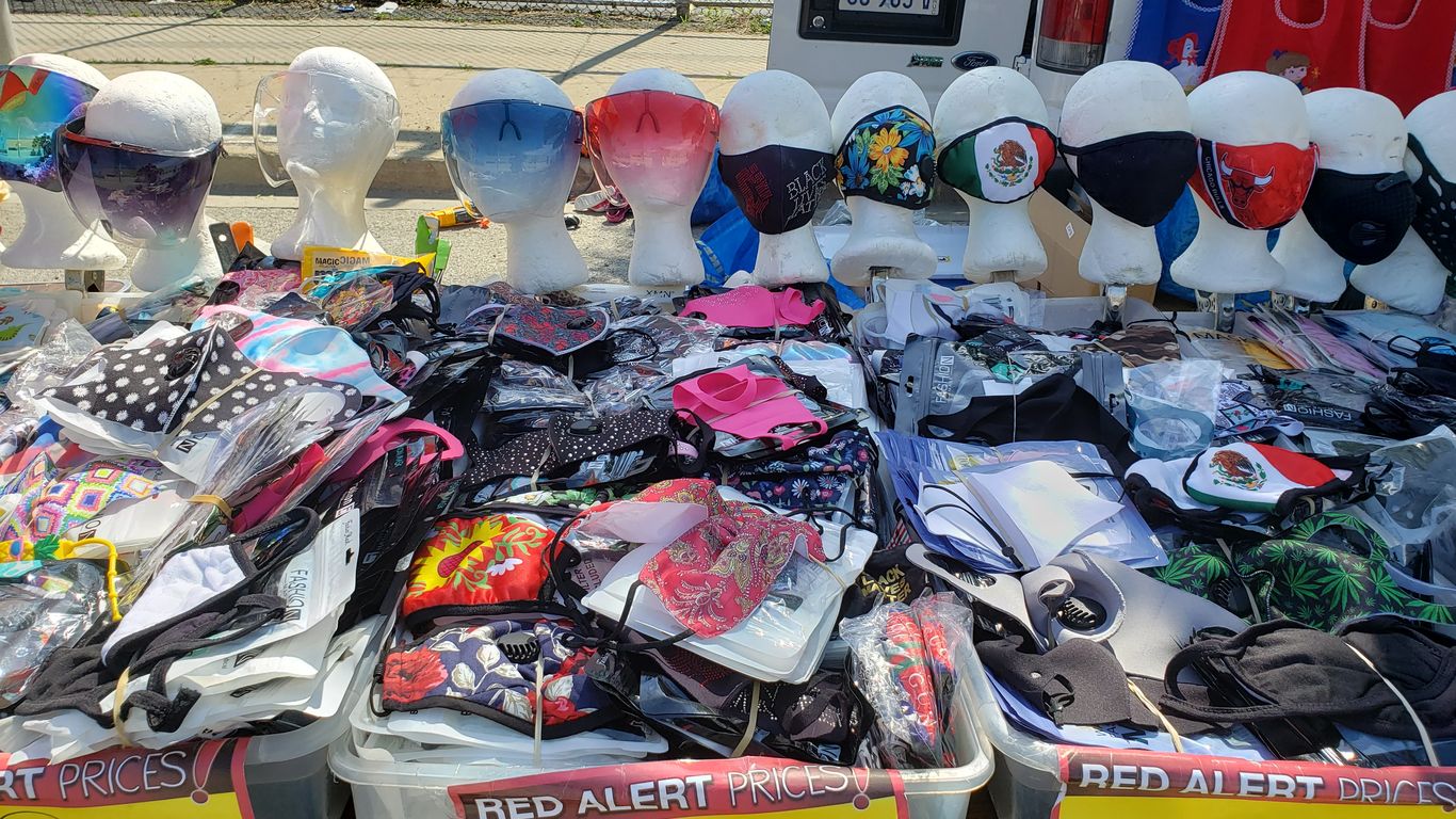 Maxwell Street Market returns to old location in Chicago - Axios Chicago