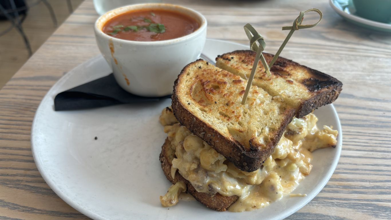 Food review: The Garden Table's grilled cheese - Axios Indianapolis