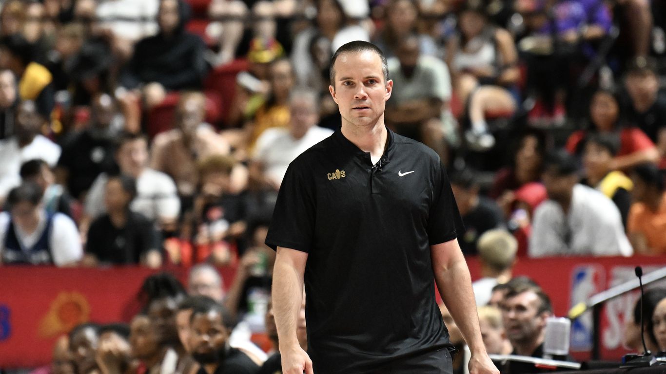 Reports: Phoenix Suns pick Cleveland assistant Jordan Ott as head coach ...