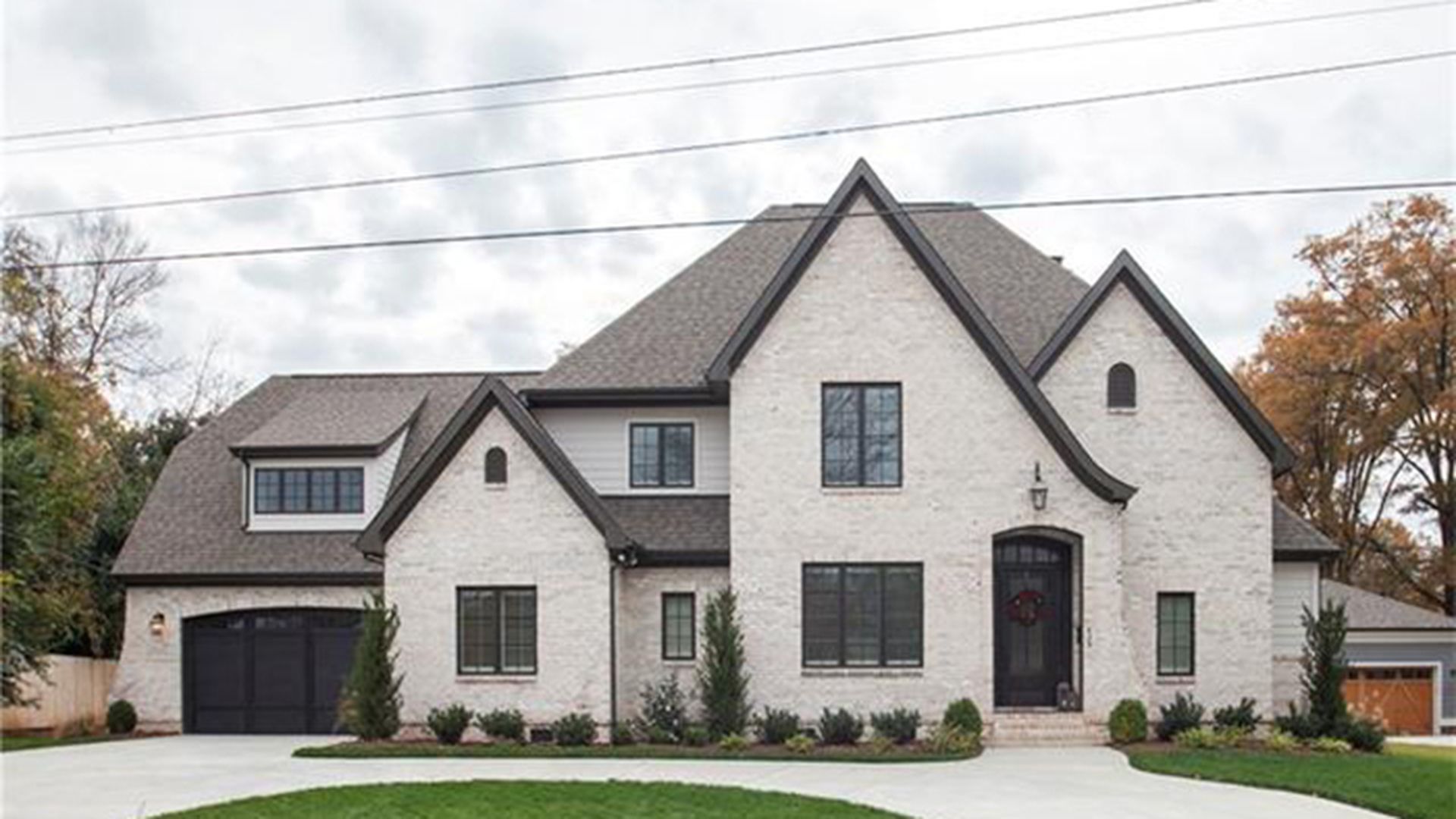 Home of the day: Stunning Home Built by Highly Coveted Grande Custom ...