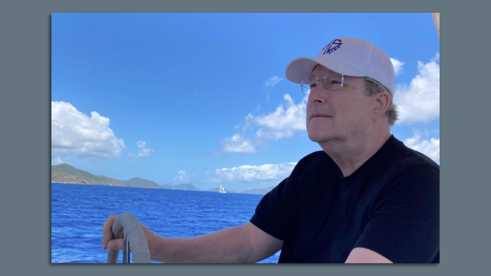 Beloved Chicago radio broadcaster Lin Brehmer dies at 68 - Axios Chicago