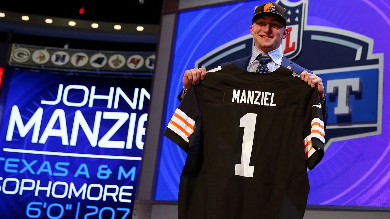 After NFL burn out, Johnny Football moved to Scottsdale to play golf ...