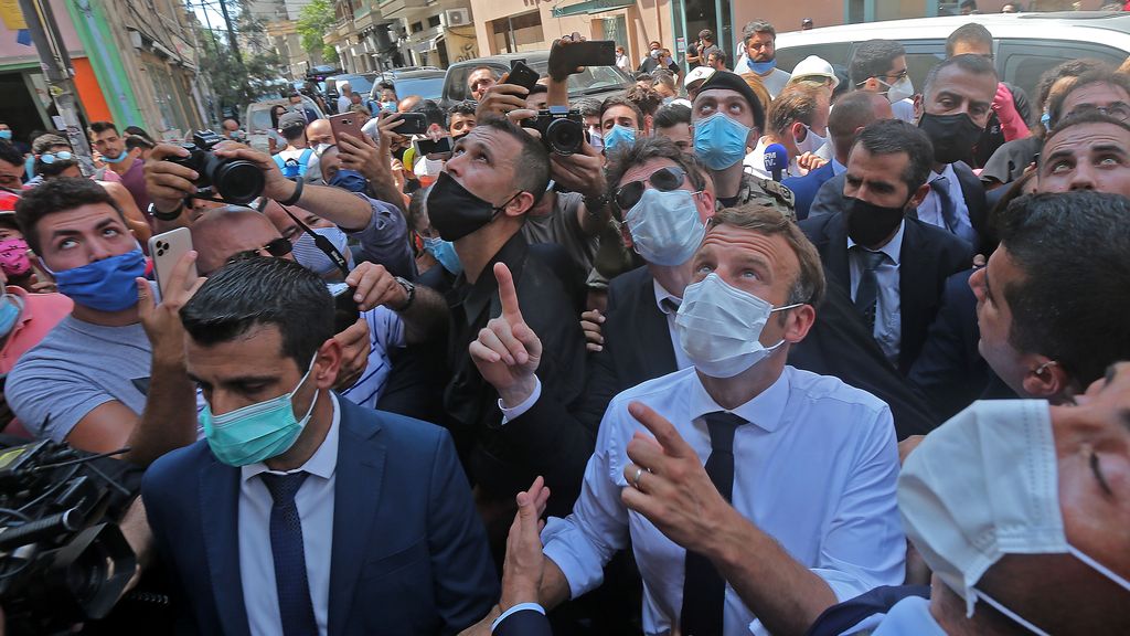 Macron visits Beirut promising a "new political pact" for Lebanon