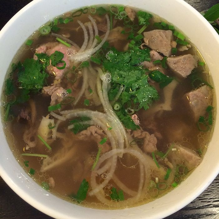 Restaurant review: Pho Hong Vietnamese Noodle House - Axios Charlotte